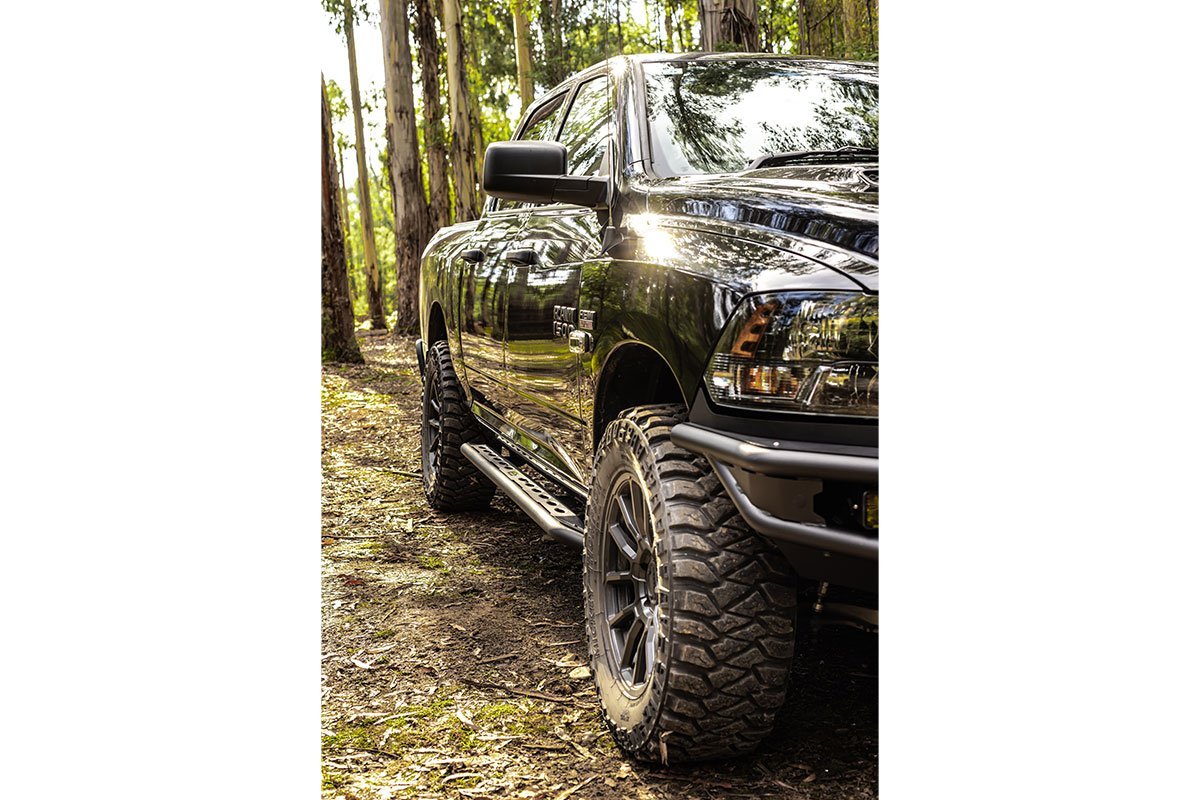 Raid Side Steps to suit RAM 1500 DS 2014 - 2019